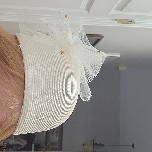 Arlin | Accessories | Arlin Vintage Glam White Pillbox Hat | Poshmark